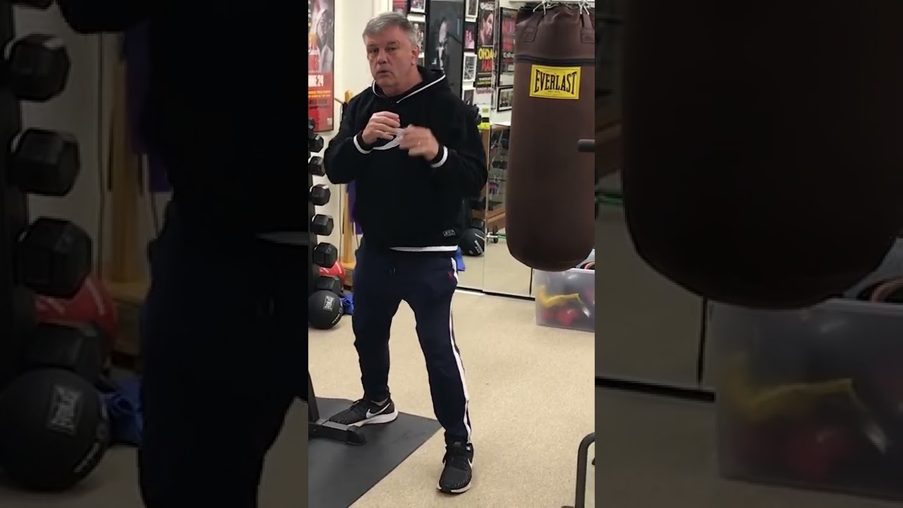 How to Use Subtle Feints in Boxing – Teddy Atlas Boxing Technique | The ...
